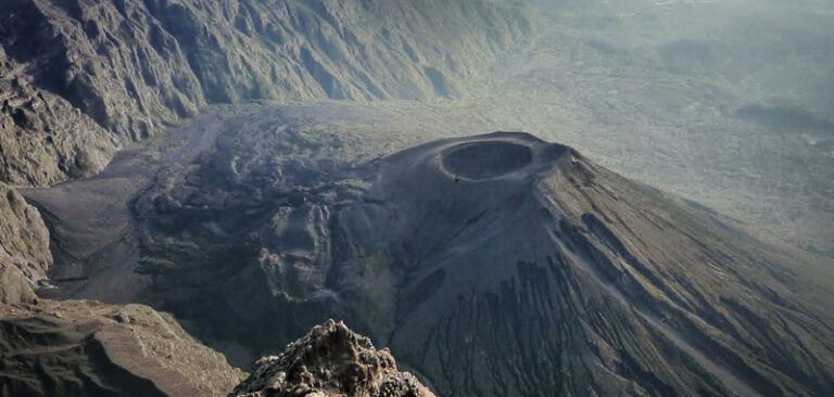 Mount Meru - Permutours